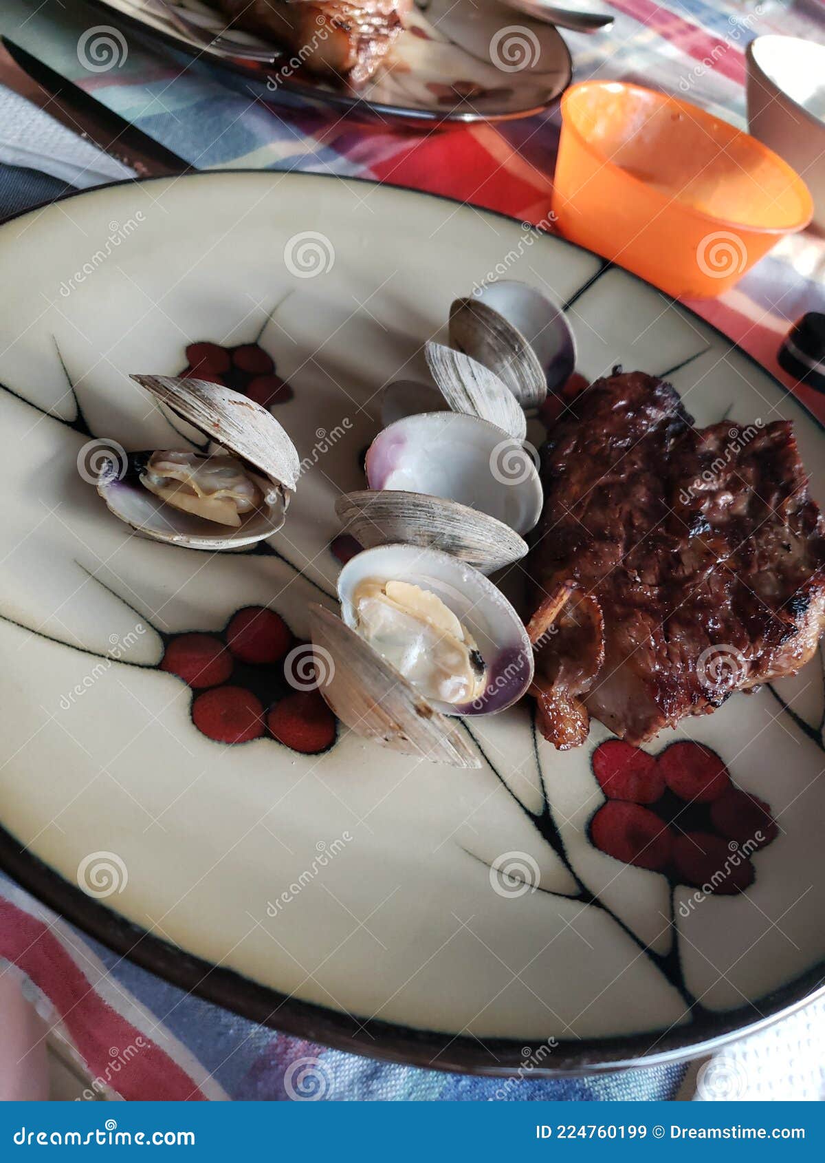 Sea Food Surf and Turf at 5 Stock Image - Image of invertebrate, food ...