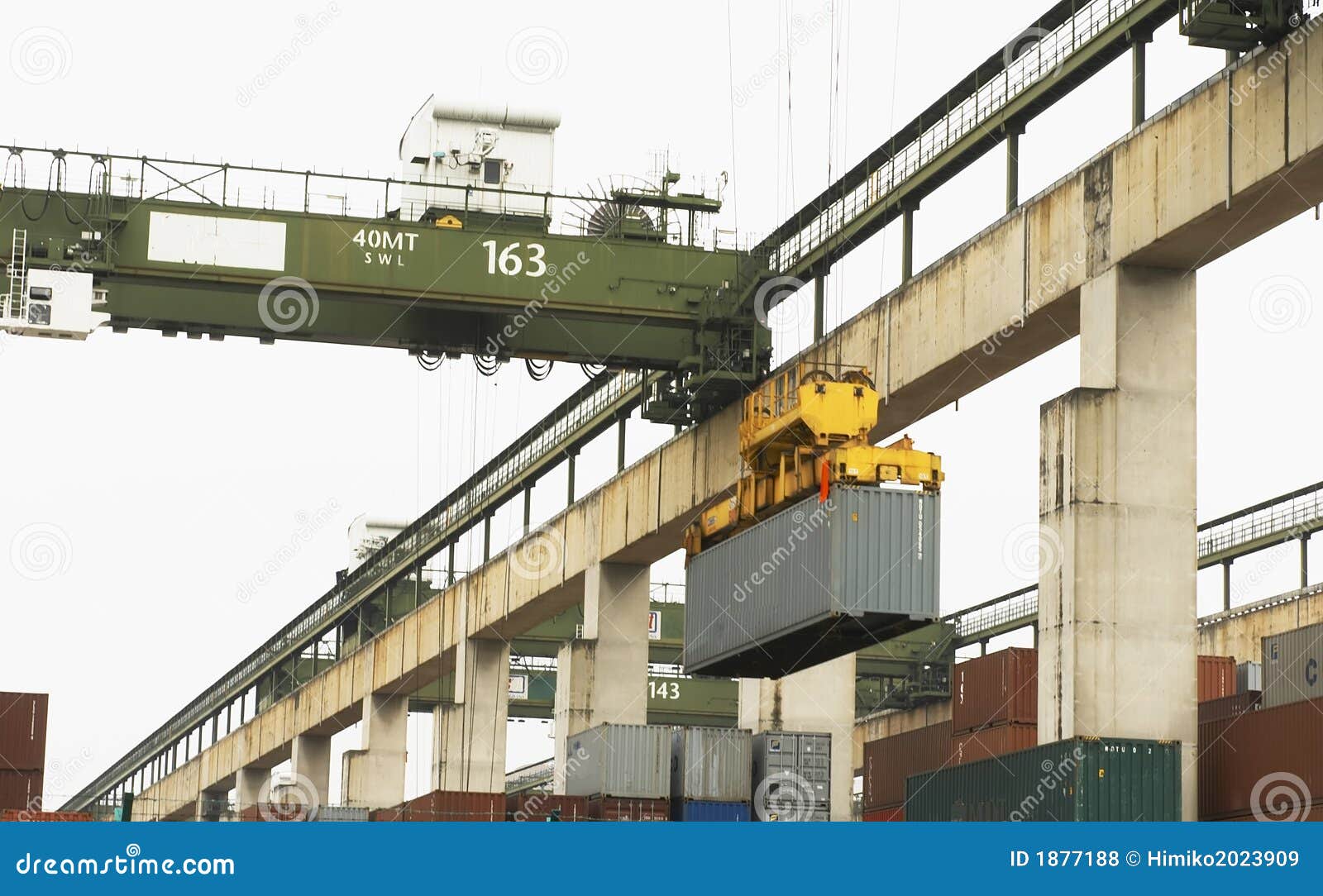 Container Yard Operation Activity, Reach Stacker Load Container Onto ...