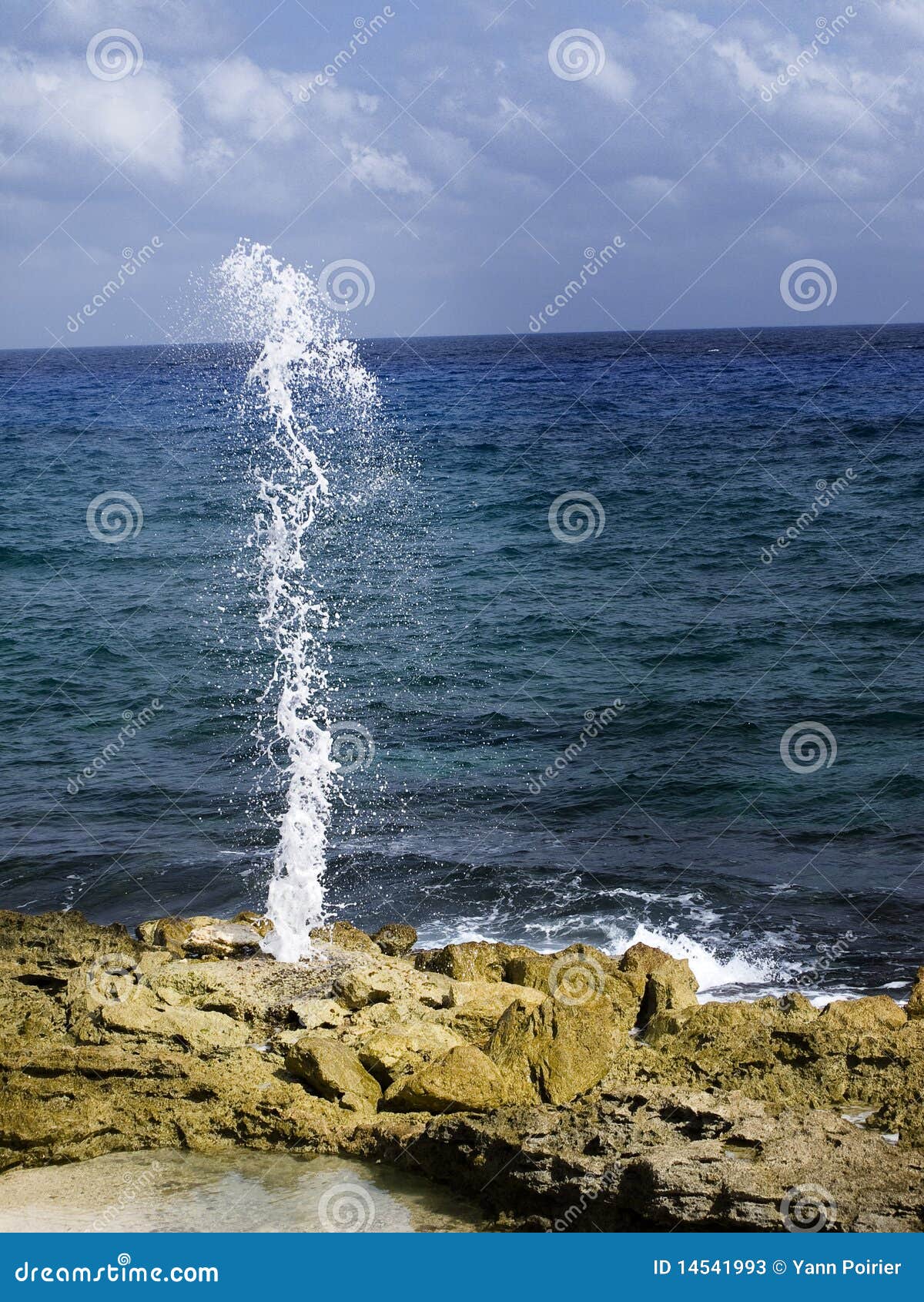 Sea geyser stock image. Image of xcaret, gush, hole, rock - 14541993