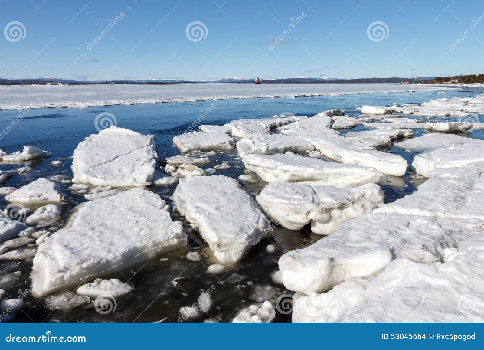 Sea Ice is Destroyed in the Spring Stock Photo - Image of coast, cool ...