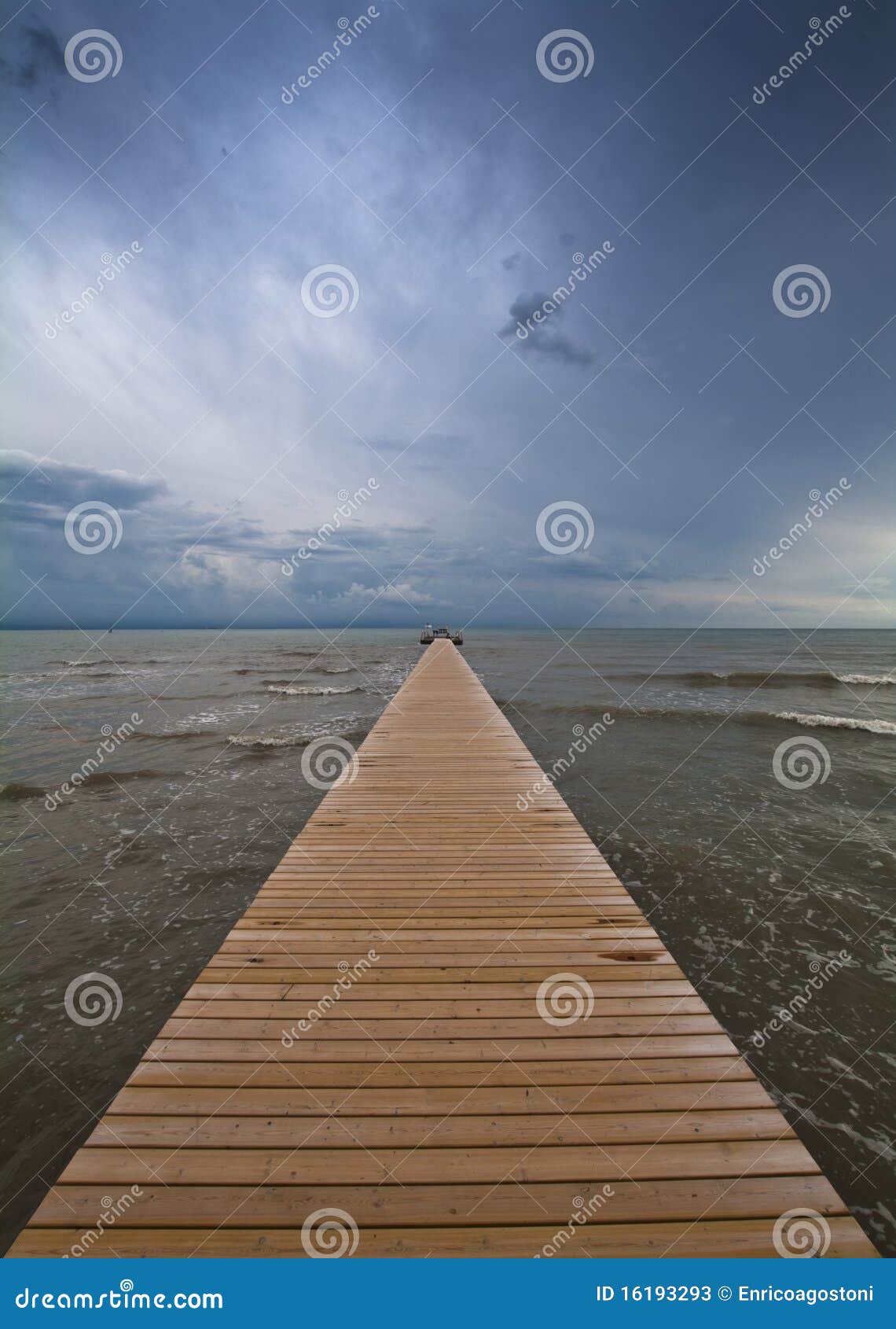 Sea and Incoming Storm at Horizon Stock Image - Image of berth, dock ...
