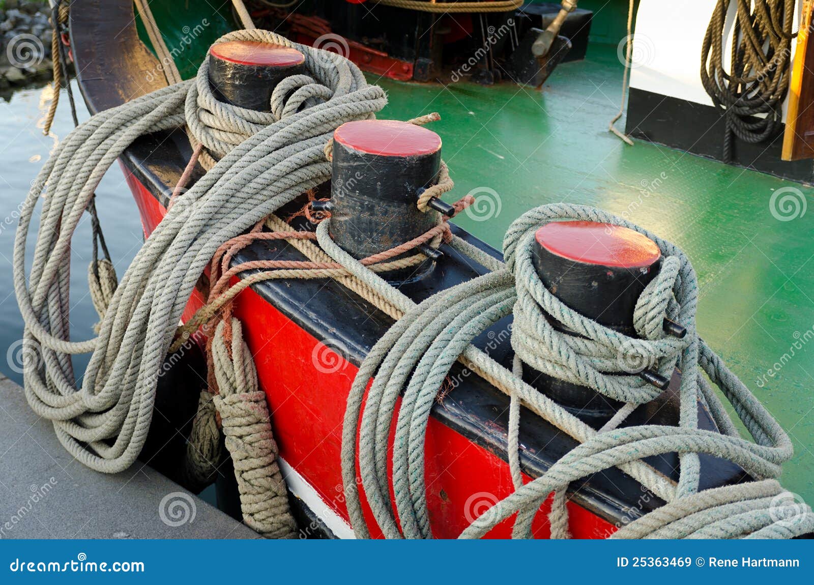 Sea knot on a ship deck stock image. Image of pier, ocean - 25363469