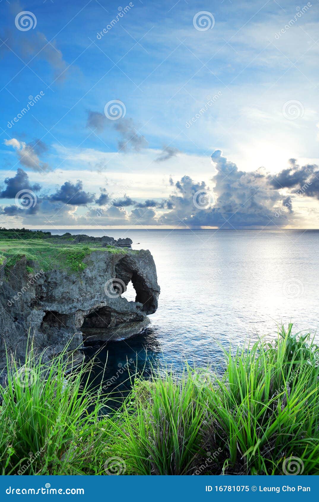 Sea in okinawa japan stock image. Image of season, stone - 16781075