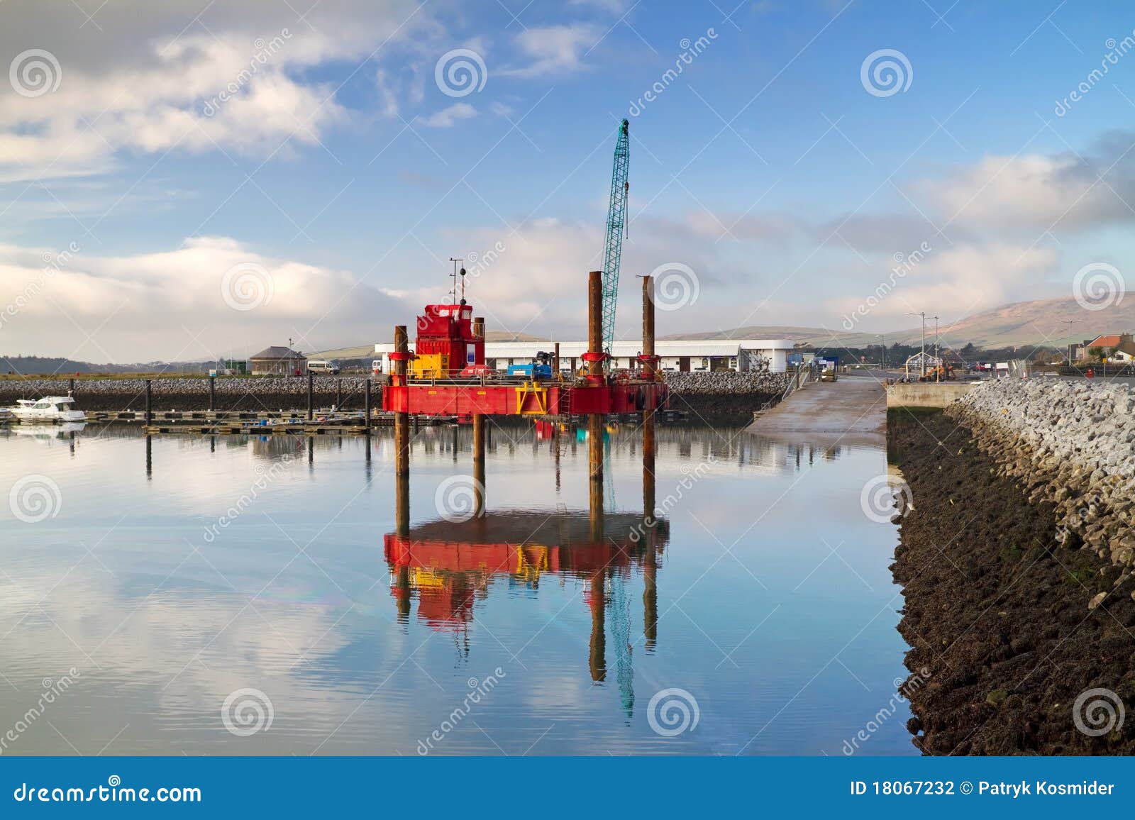 Sea platform in Dingle stock photo. Image of marina, reflection - 18067232