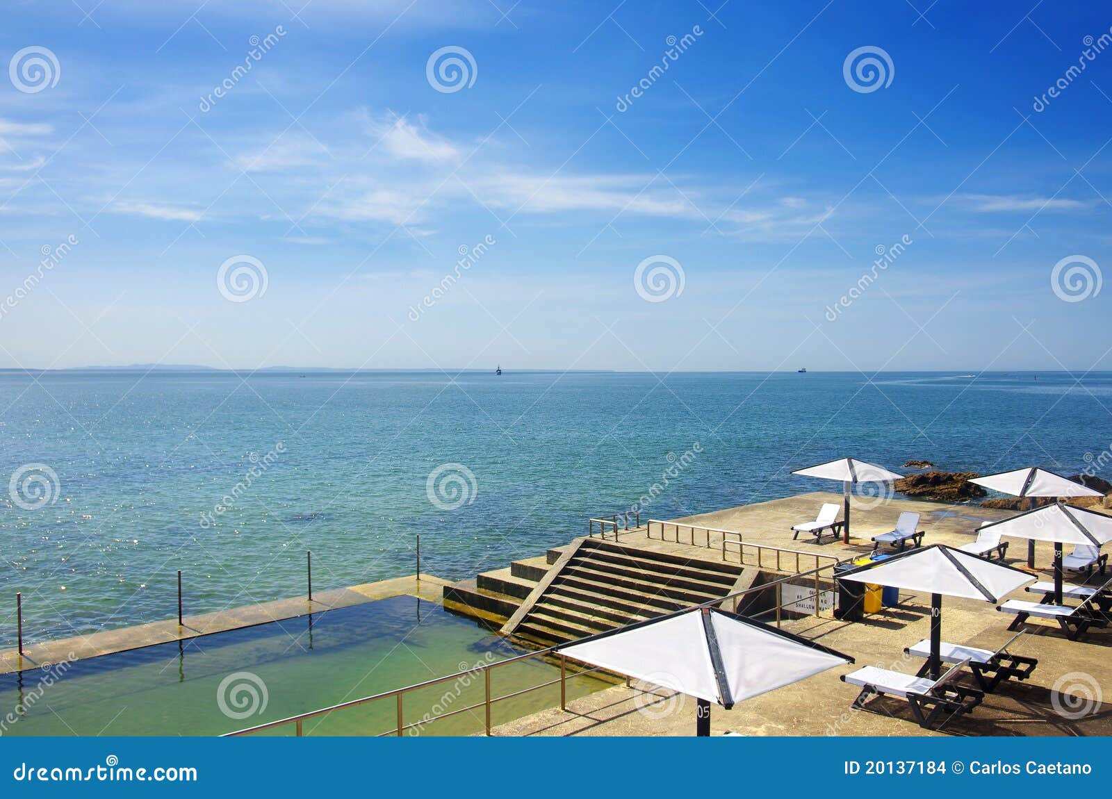 Sea and Pool stock photo. Image of pool, ocean, hotel - 20137184