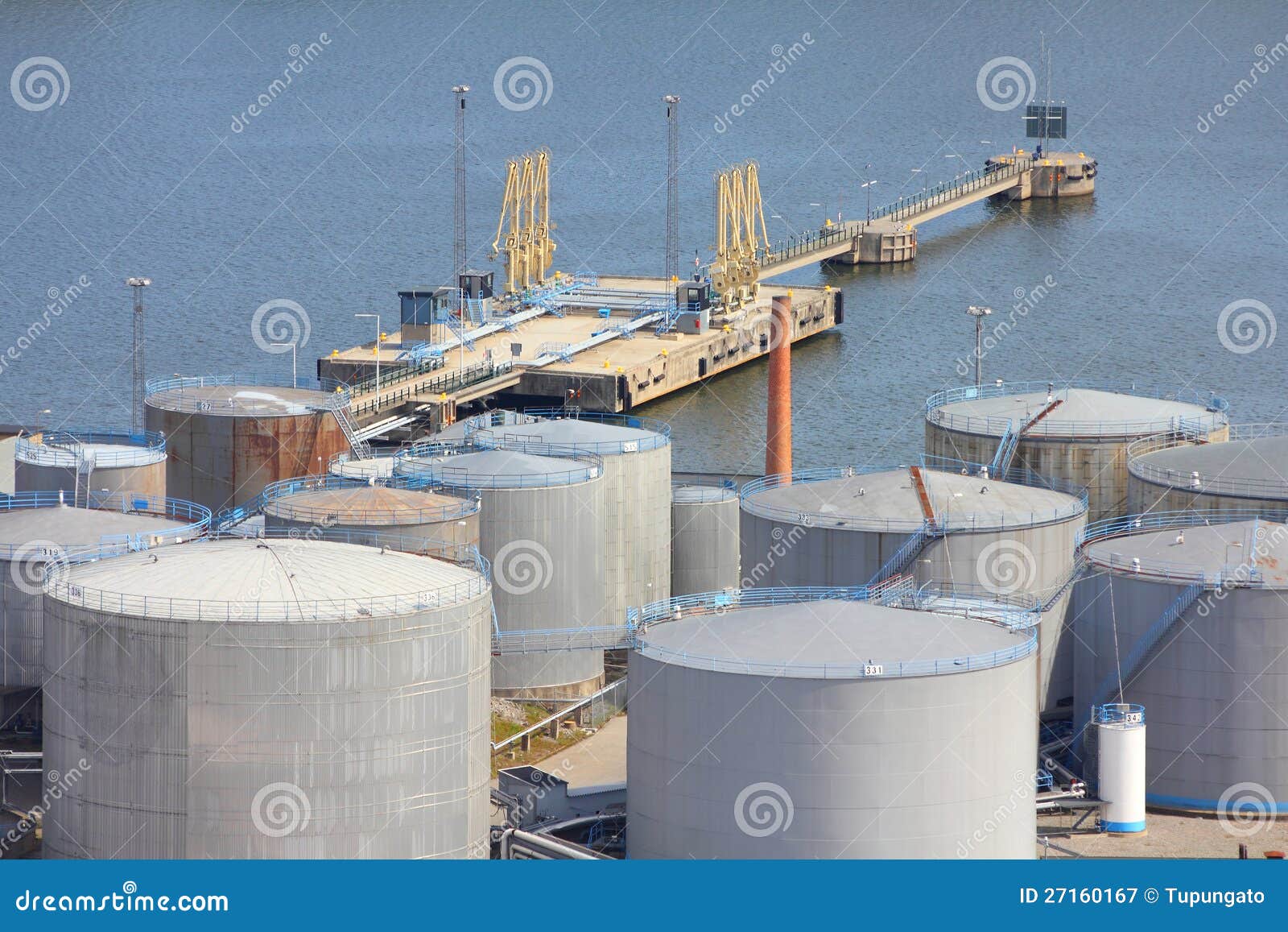 Sea port oil tanks stock image. Image of chemicals, silo - 27160167