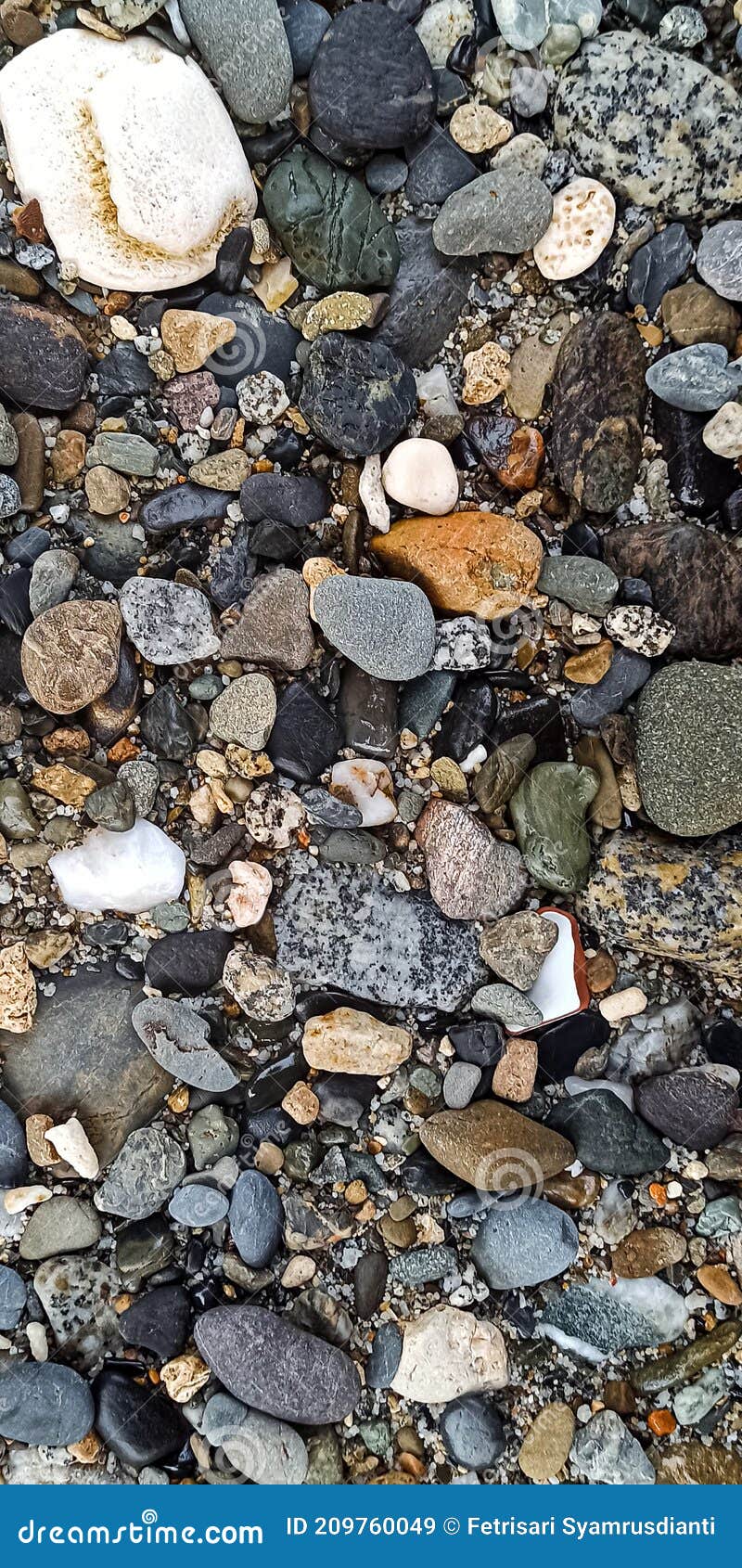 The Sea Rock that Overflow on the Beach Stock Image - Image of overflow ...