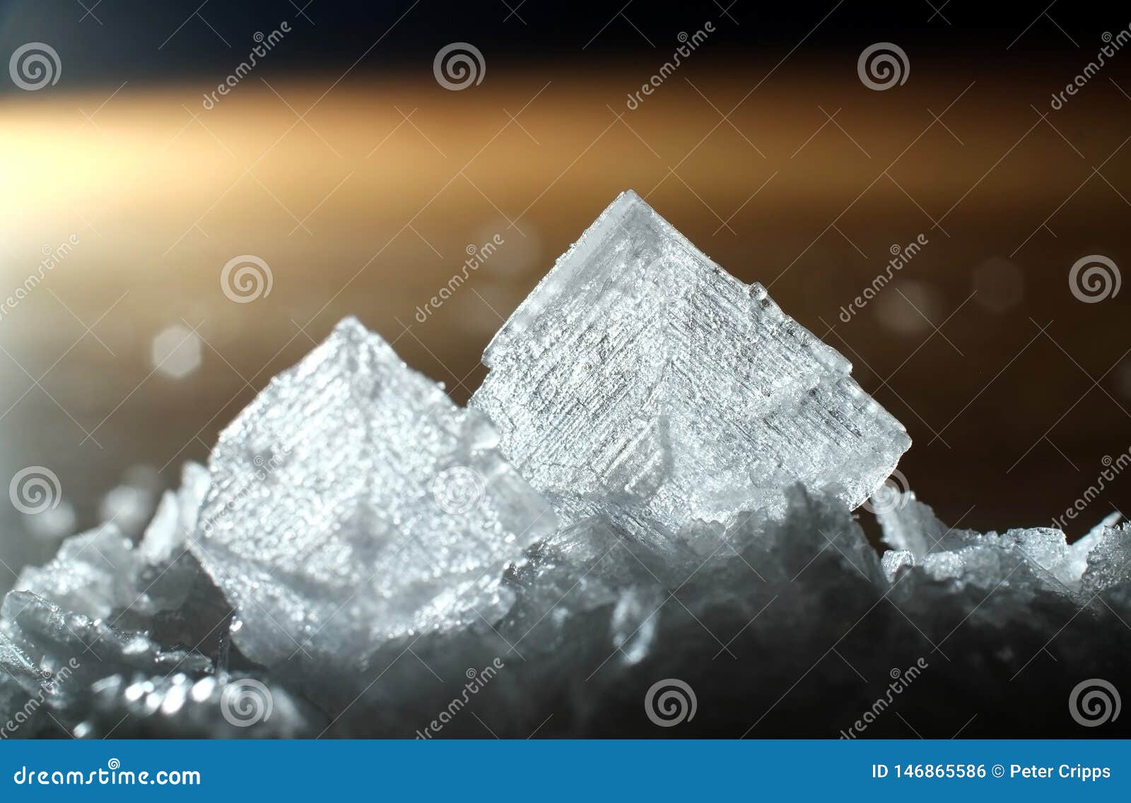 Crystals Of Sodium Borate Under The Microscope Stock Image ...