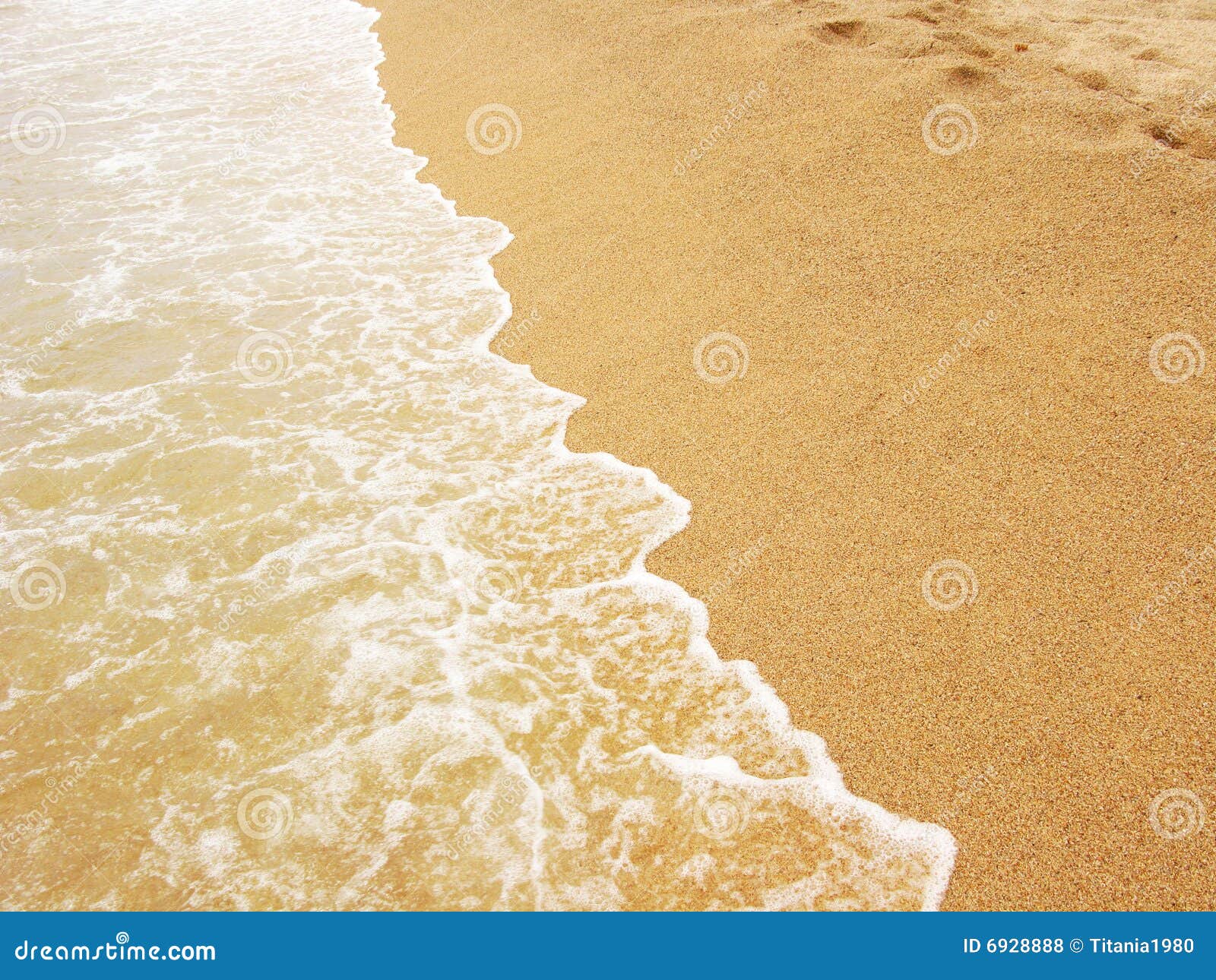 Sea shore and sandy beach stock photo. Image of ocean - 6928888