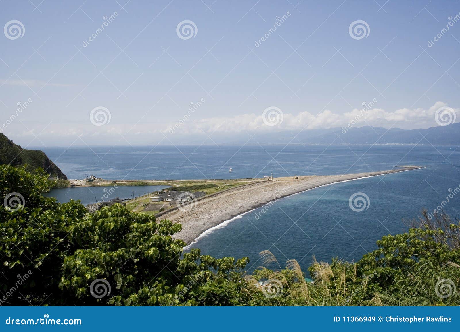 Sea Spit of Turtle Island stock image. Image of spit - 11366949