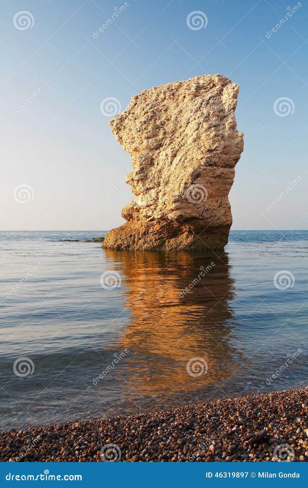 Sea stack in Dorset, UK. stock image. Image of nature - 46319897