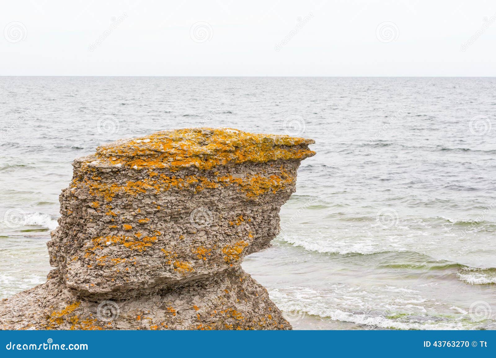 Sea stacks at sea stock photo. Image of ecology, beauty - 43763270