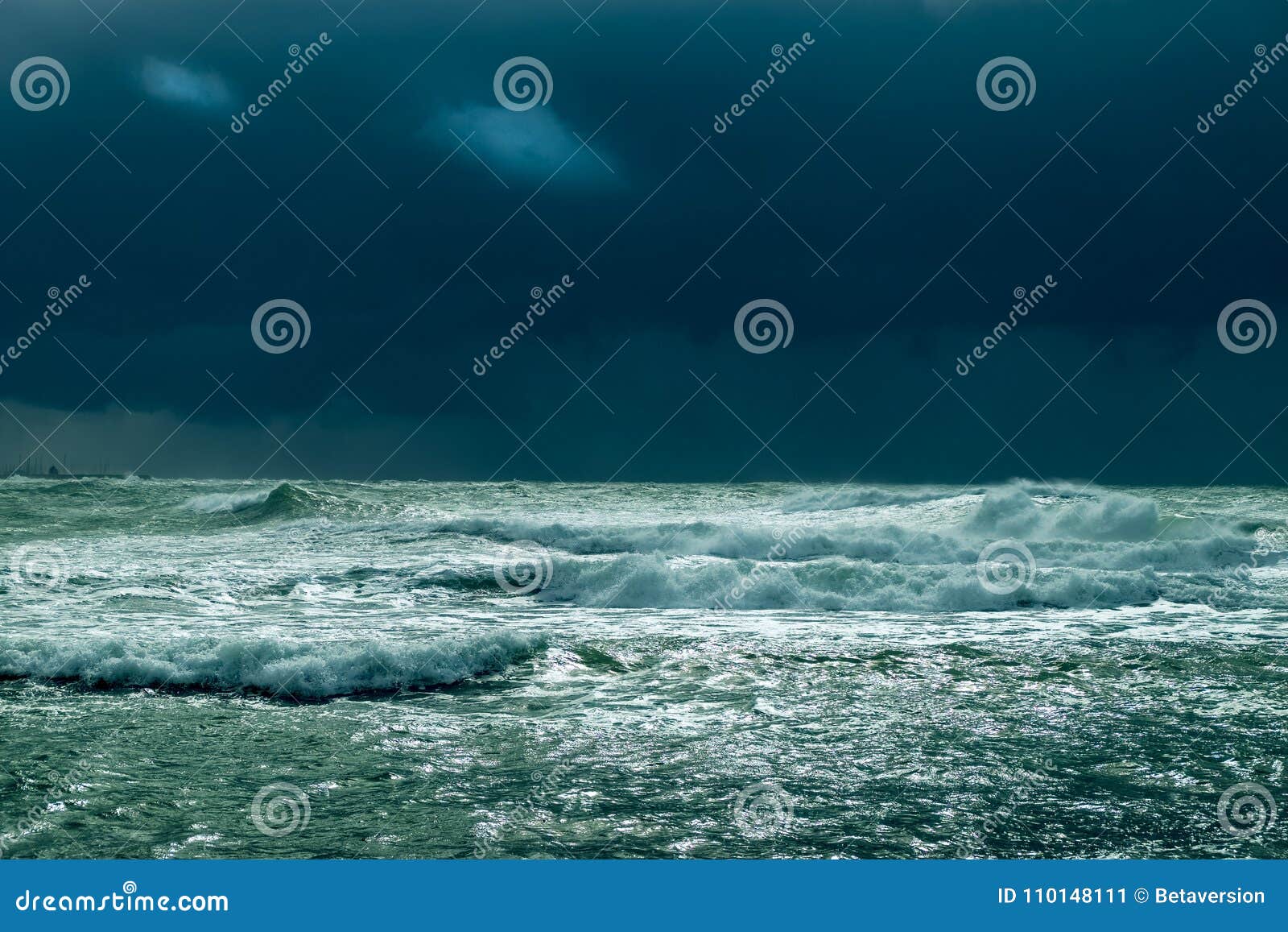 Sea Storm with Dramatic Sky Stock Image - Image of extreme, colorful ...