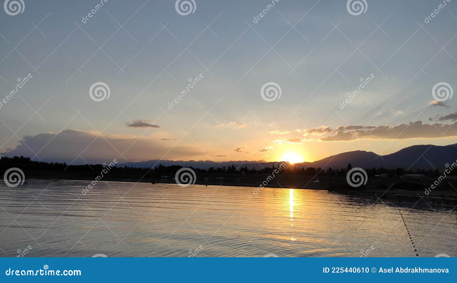 Sea Sunset Mountains Clouds Light Stock Photo - Image of clouds ...