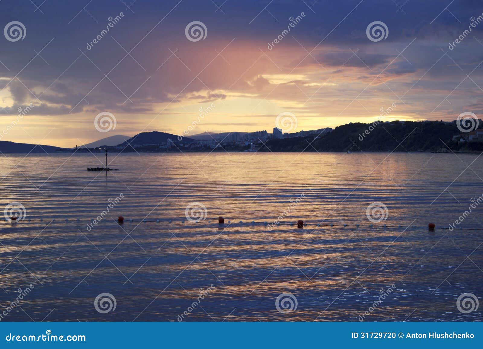 Sea Sunset Over Split, Croatia Stock Photo - Image of pink, night: 31729720