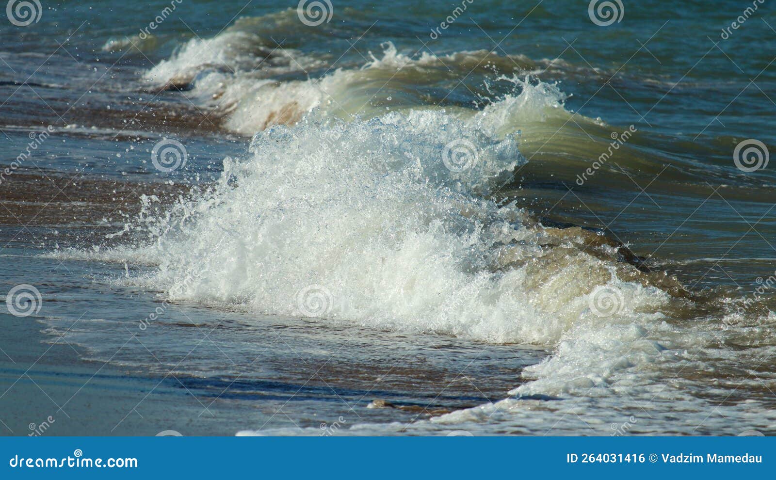 Side View Sea Swell Stock Photos - Free & Royalty-Free Stock Photos ...