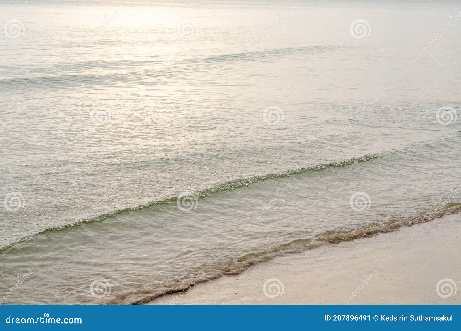 The Sea Waves Hit the Beach Stock Image - Image of sandy, seascape ...