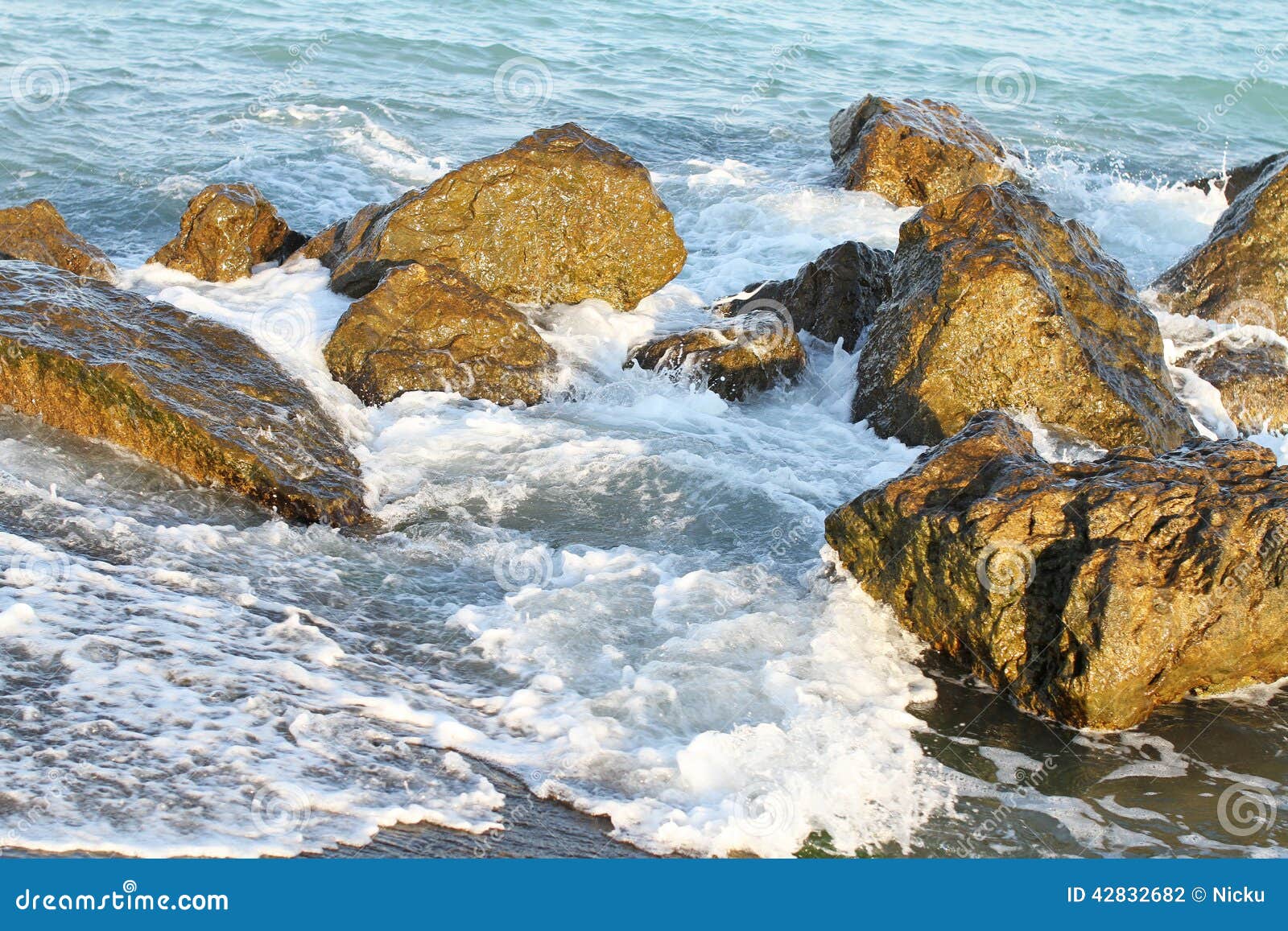 Sea Waves Hitting the Rocks Stock Photo - Image of rocky, rocks: 42832682