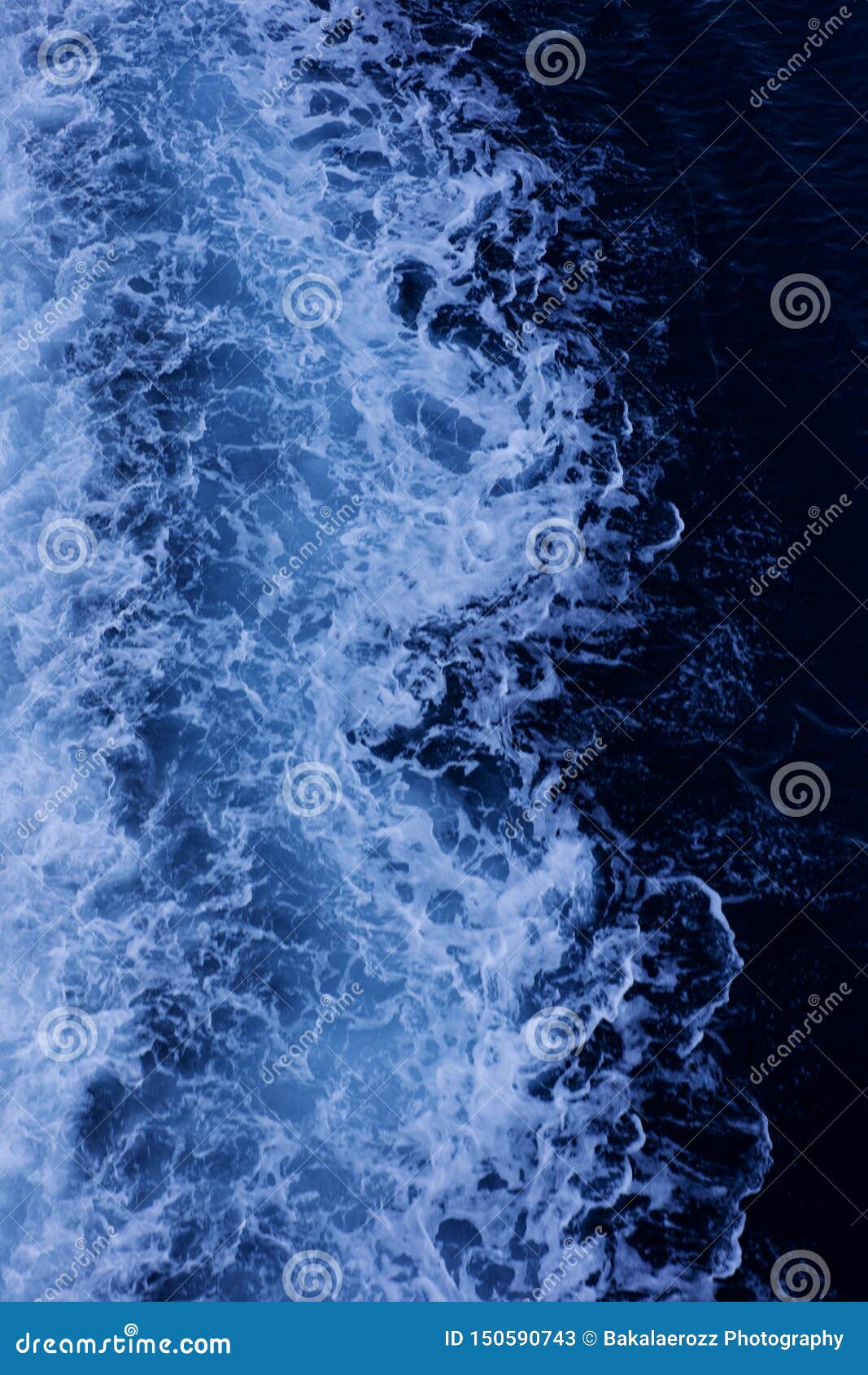 Dark Ocean Waves Wallpaper