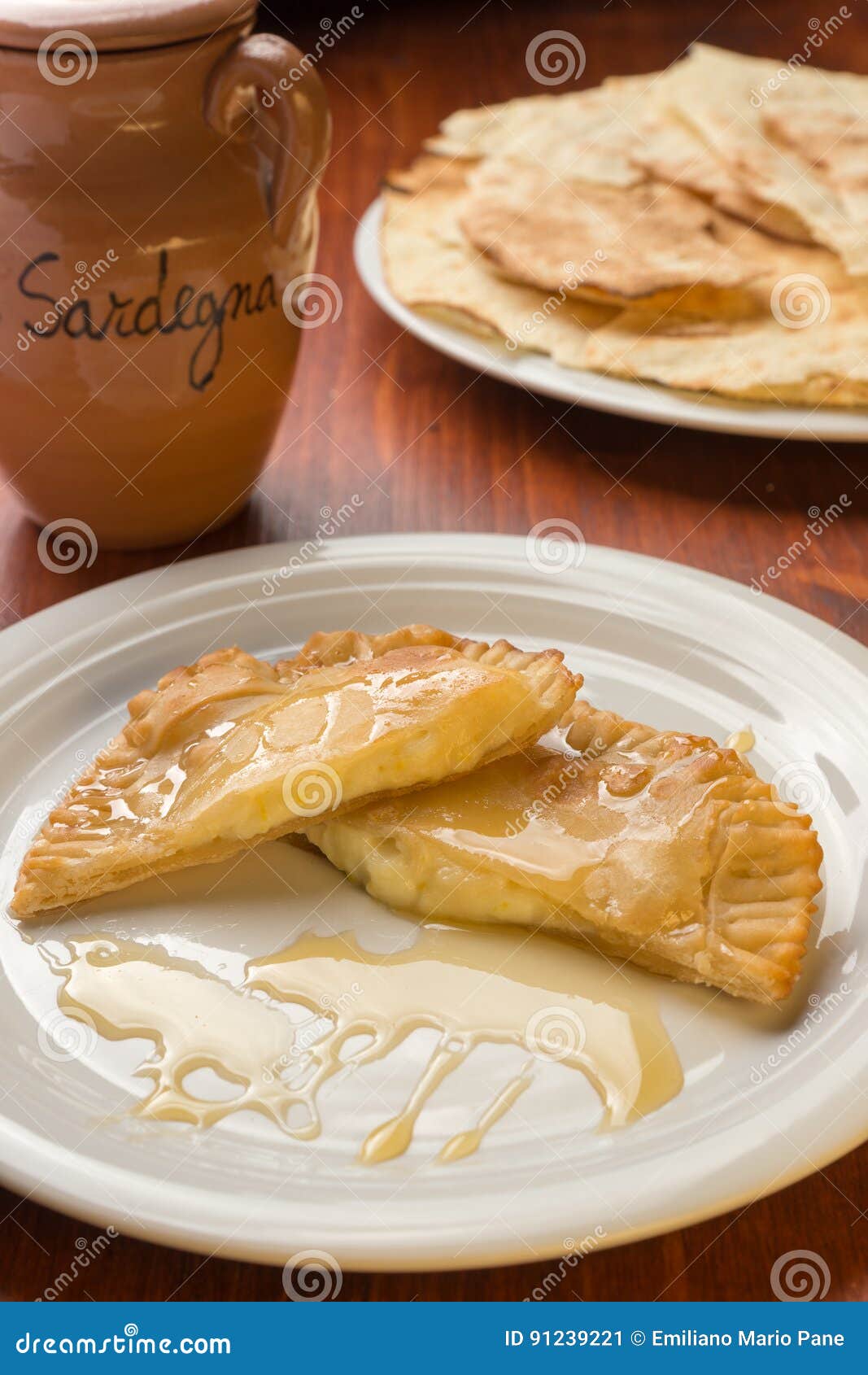 Seadas Sardegna stock image. Image of recipe, peel, pastry - 91239221