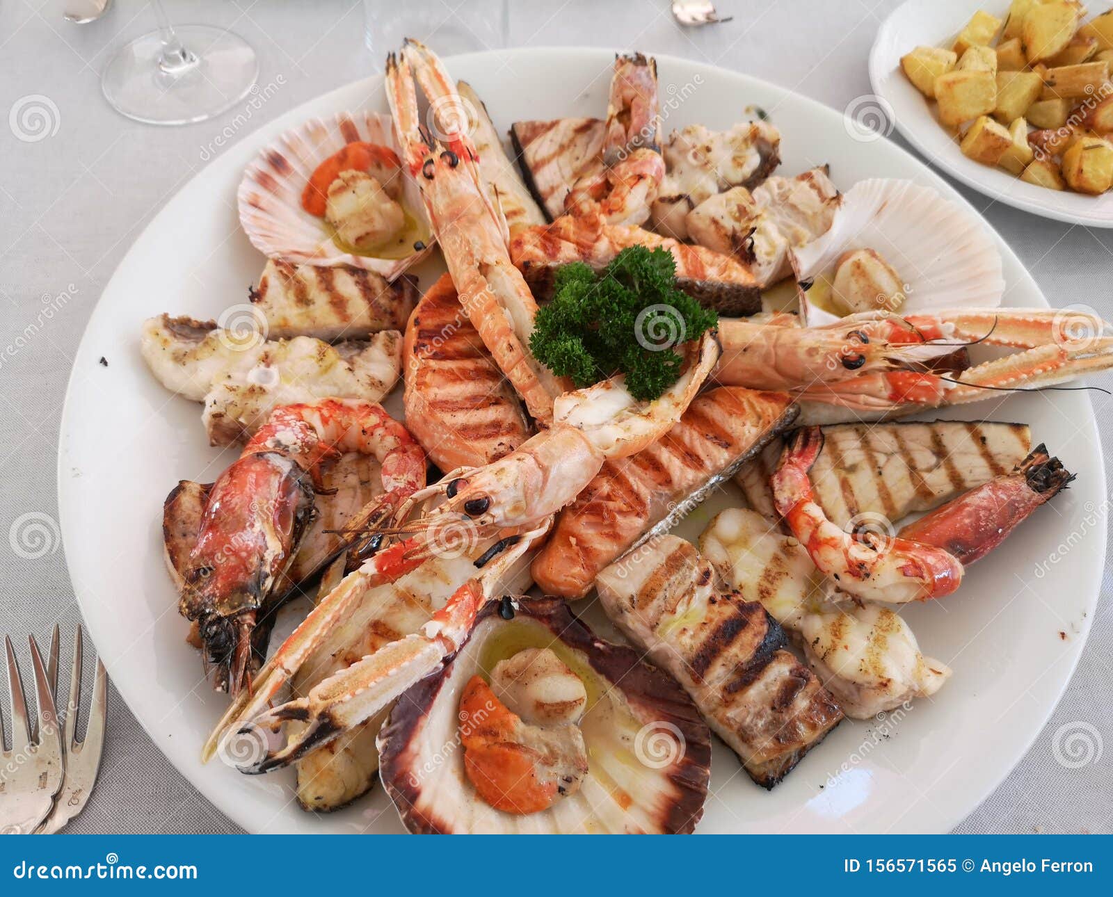 Seafood Dish Mixed Shrimp and Shellfish Stock Image - Image of crockery ...
