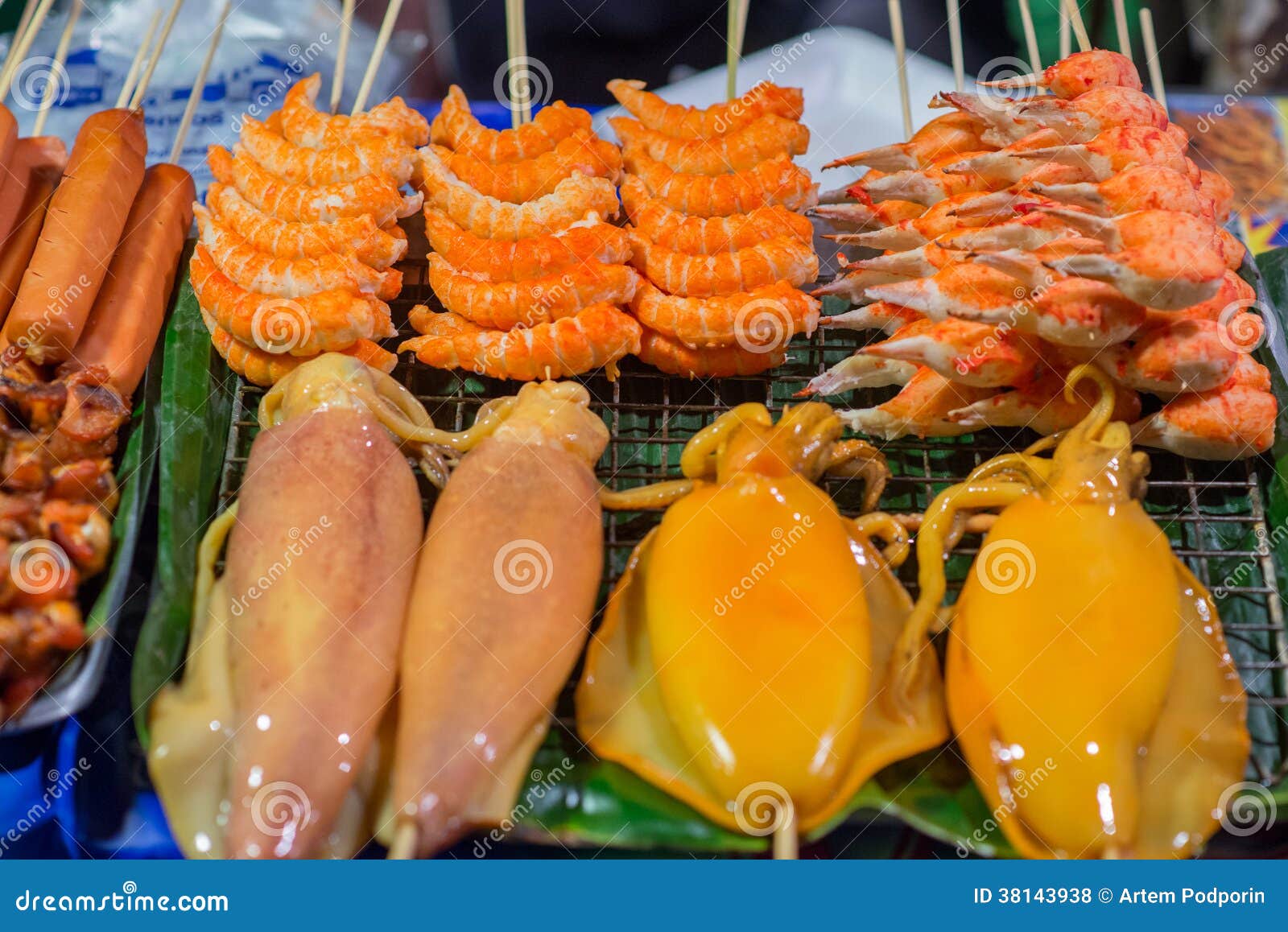 Seafood Grill - Squid, Crab Shed And Prawn At A Restaurant Stock Photo ...