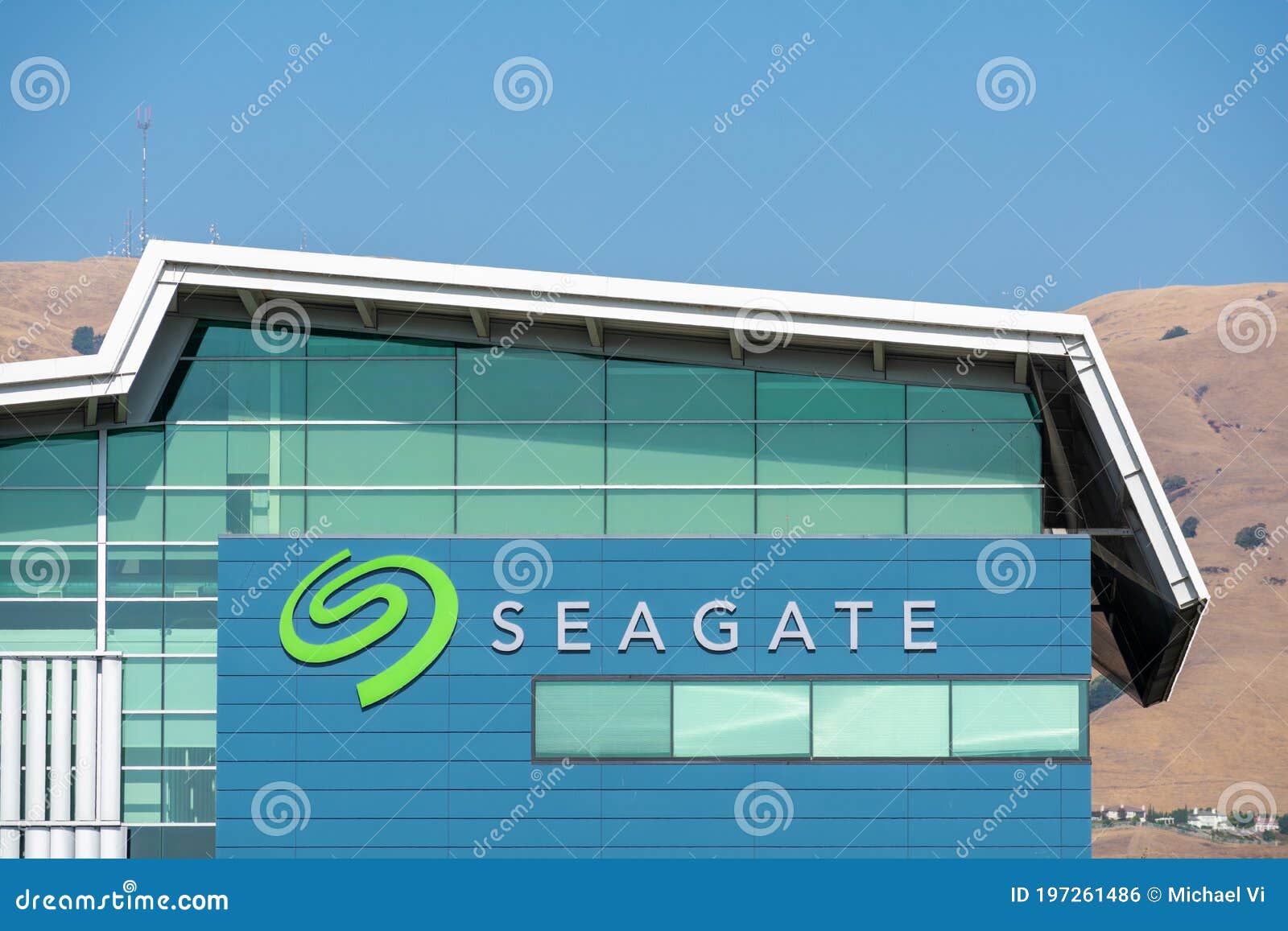 Seagate Sign and Logo on Seagate Technology Campus Editorial Photo ...