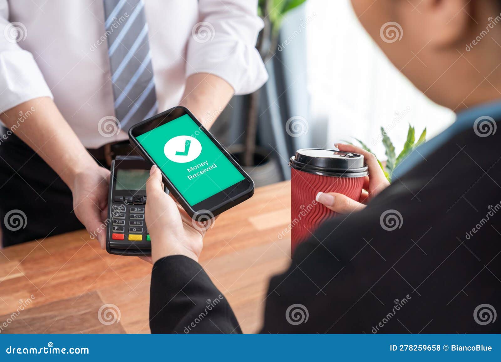 Seamless Cashless Payments with Barcode Scanning on Smartphone App ...