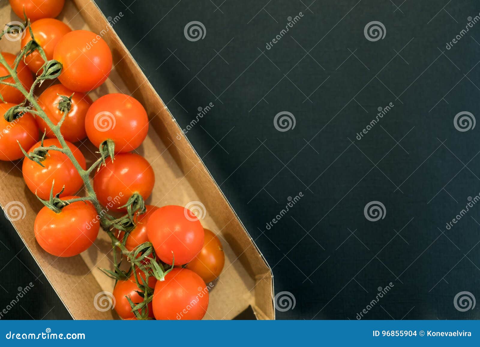 Seamless Pattern with Cherry Tomatoes. Abstract Background. Tomato on ...