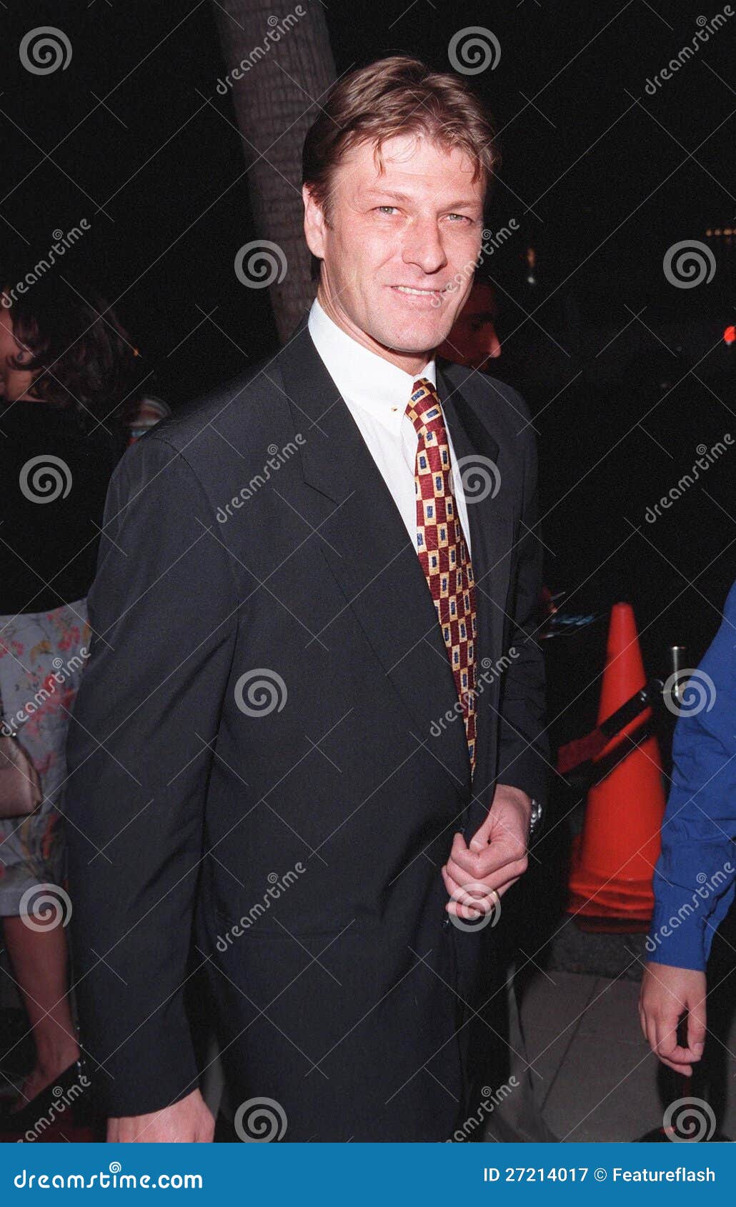 Sean Bean editorial photography. Image of sean, bean - 27214017