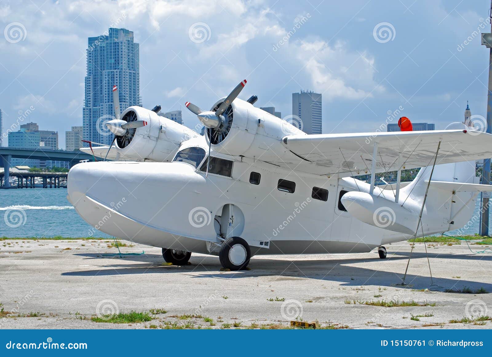 Seaplane stock image. Image of engines, amphibian, transport - 15150761