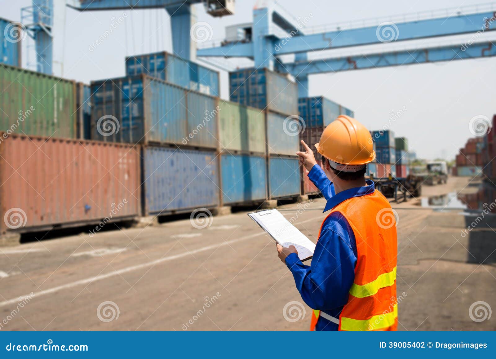 Seaport distribution stock photo. Image of occupation - 39005402