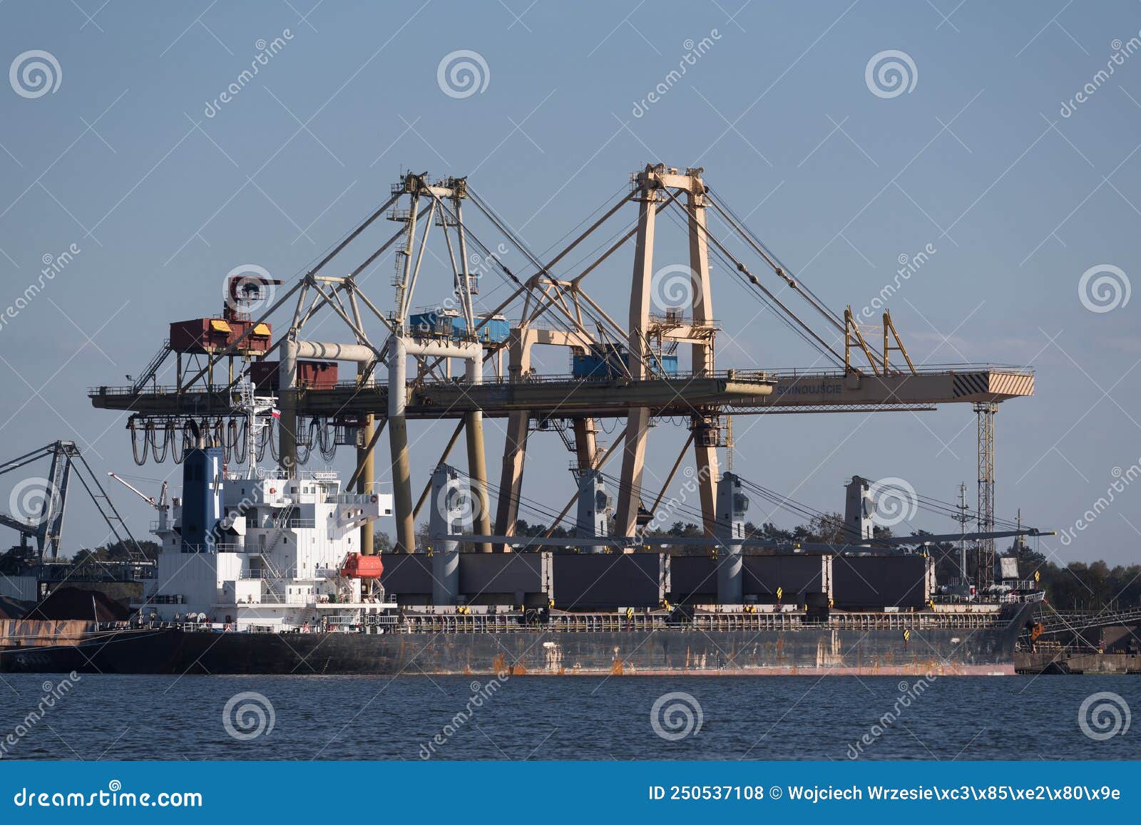 SEAPORT editorial stock photo. Image of load, business - 250537108