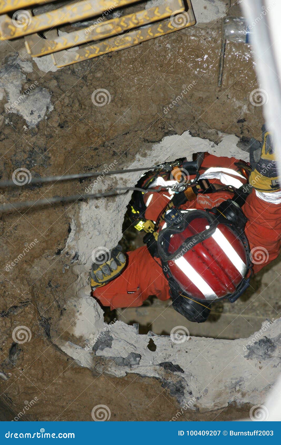 Building Collapse, Disaster Zone Editorial Photography - Image of fire ...