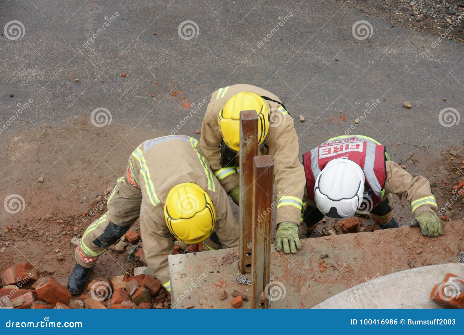 Building Collapse, Disaster Zone Editorial Photo - Image of city ...