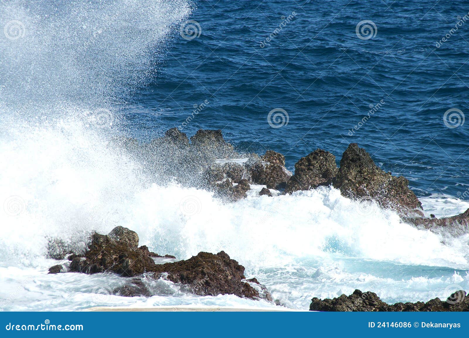 Seascape Hitting Rough Seas Rocks Stock Photos - Free & Royalty-Free ...