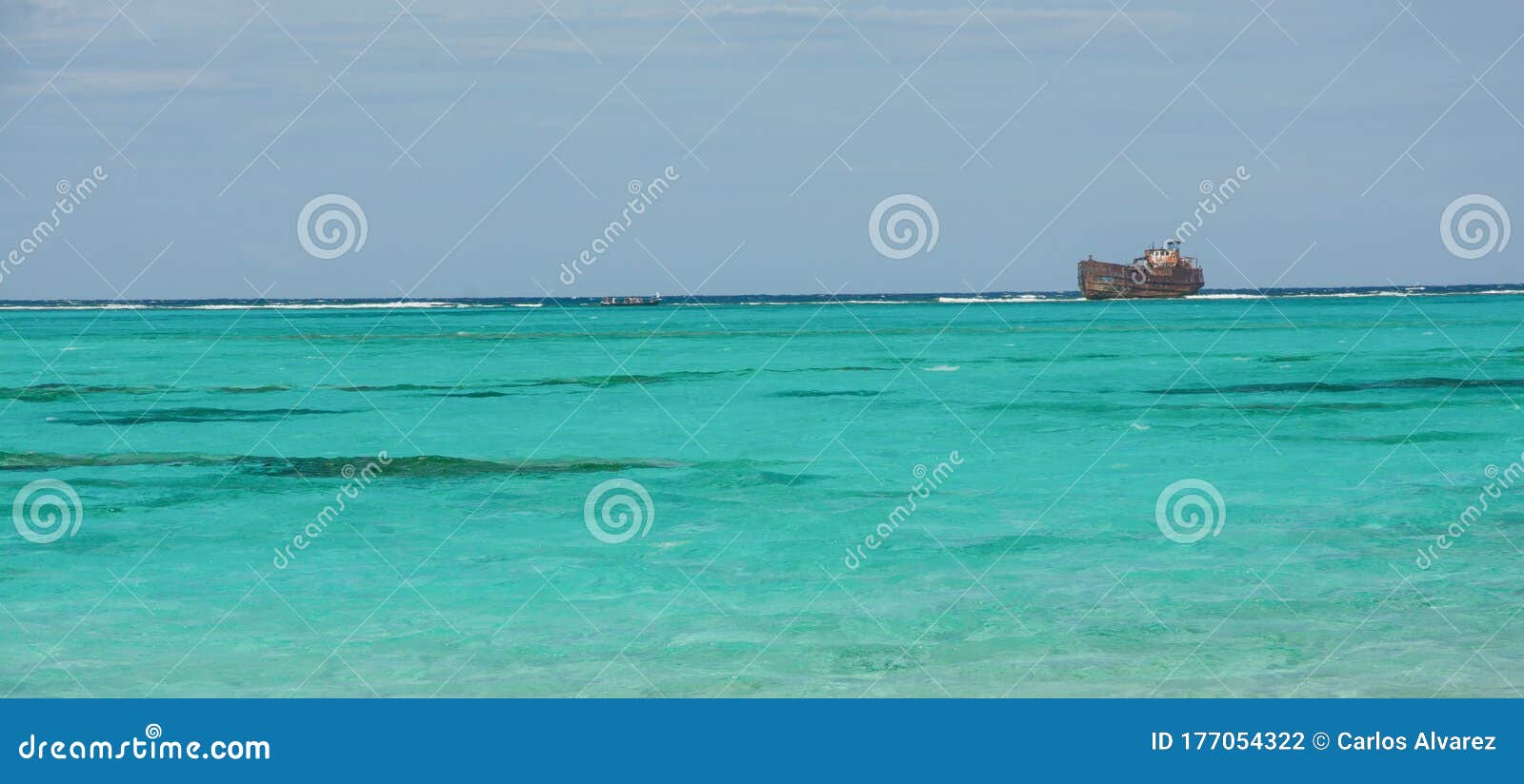 Seascape of Seven Colors Sea Stock Photo - Image of andres, scenery ...