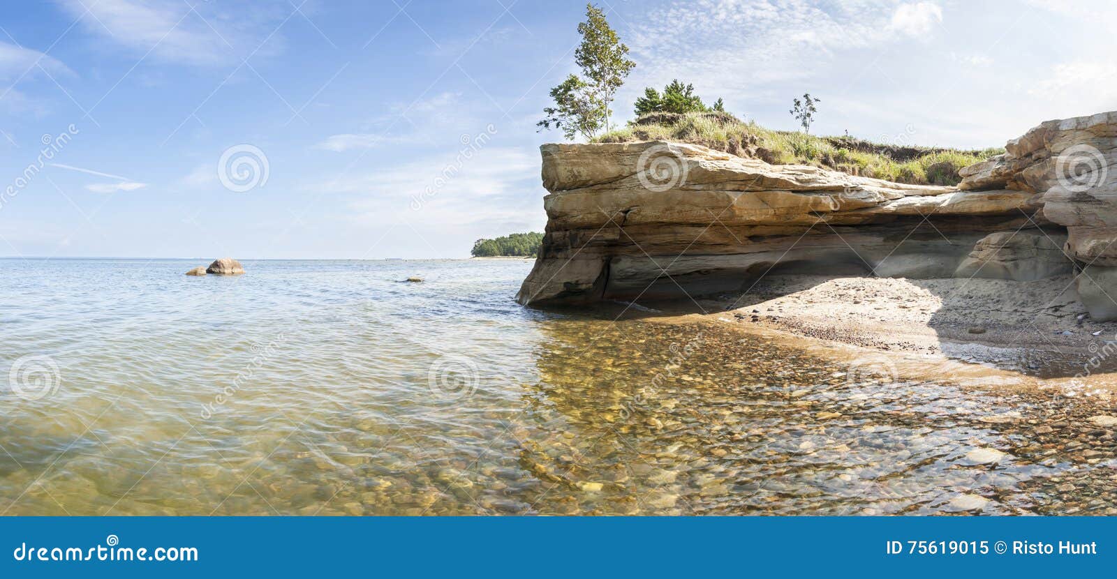 Seashore Landscape with a Cliff Stock Image - Image of outdoor, nature ...