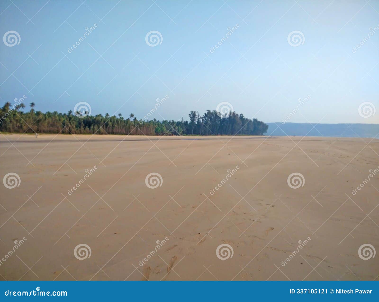 Seashore in Maharashtra India Stock Image - Image of lifeseashore ...