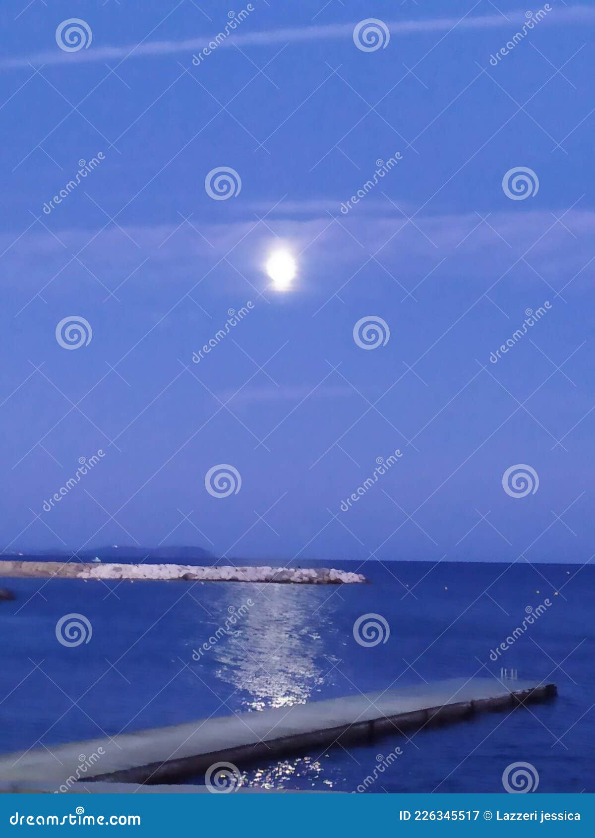 Seaside night stock image. Image of nuit, ponton, pont - 226345517