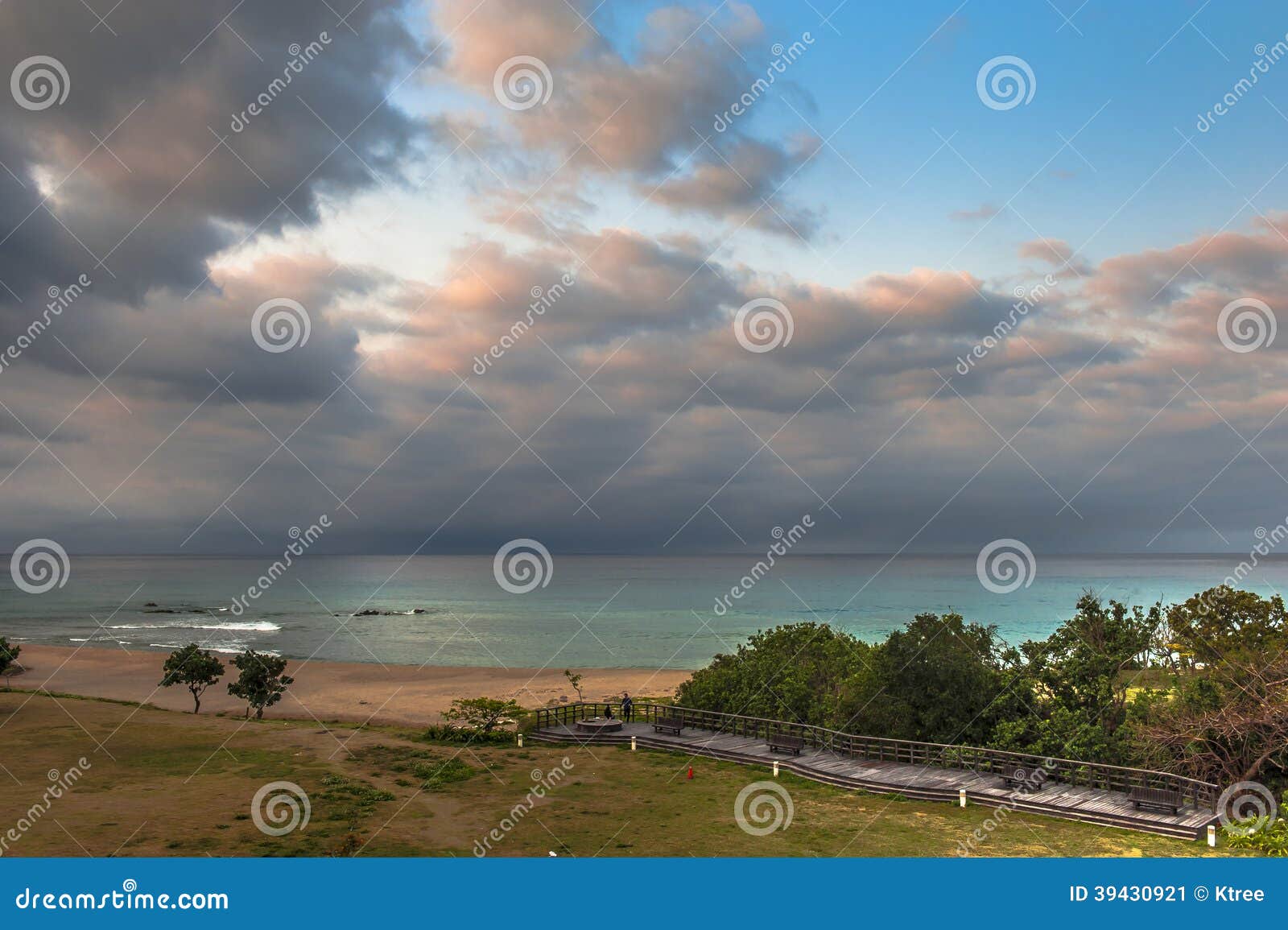 Seaside of the Pacific Ocean Taiwan Stock Image - Image of hill, island ...