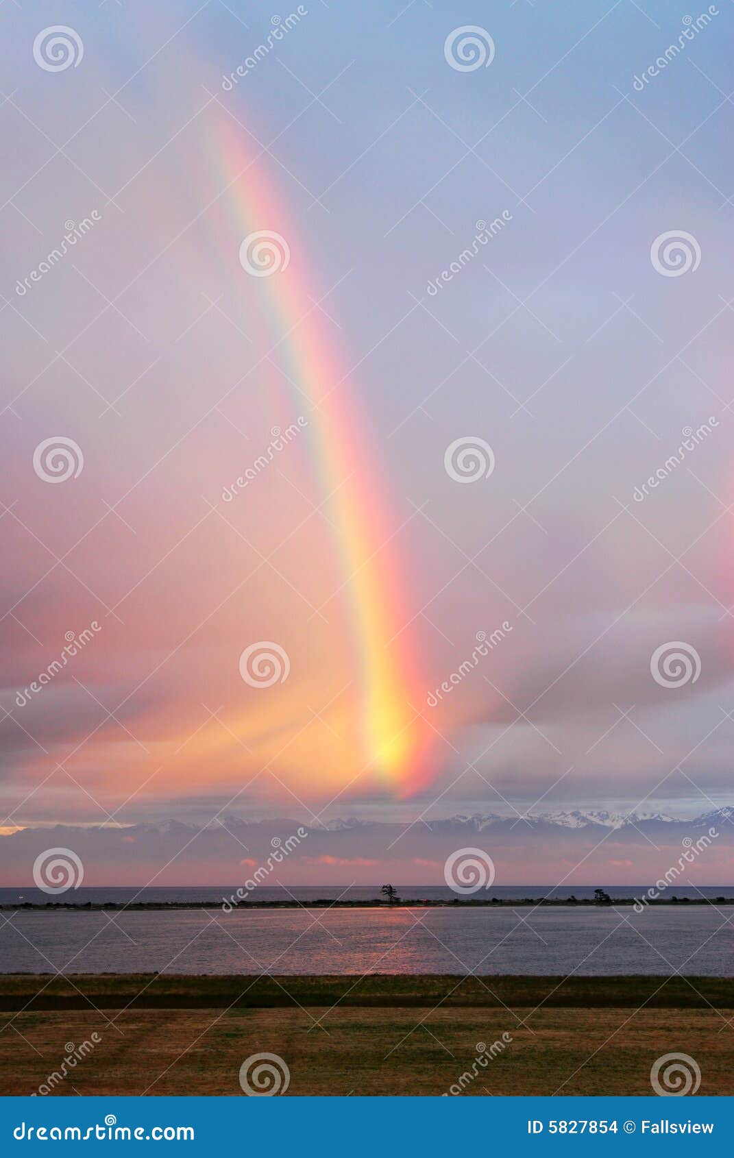 Seaside rainbow stock photo. Image of columbia, oceanfront - 5827854
