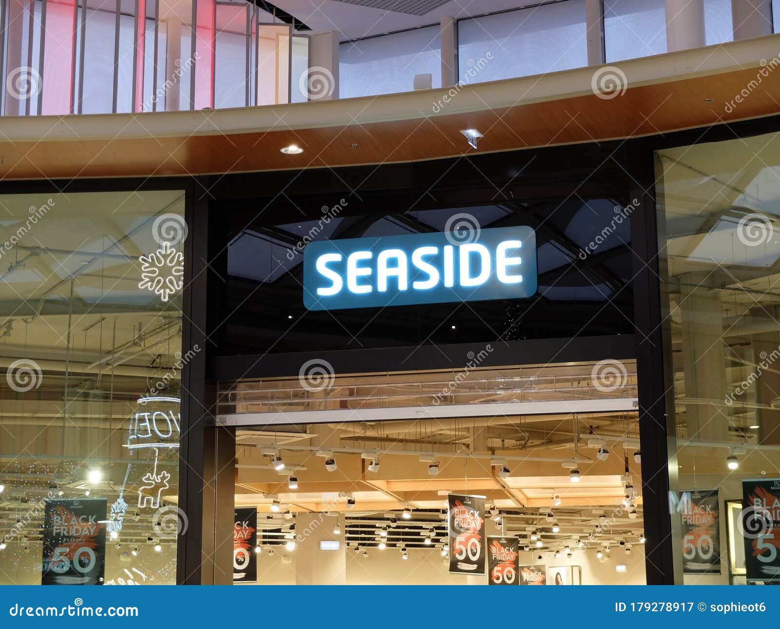 Seaside Storefront. Seaside is a Clothing Store Editorial Photography ...