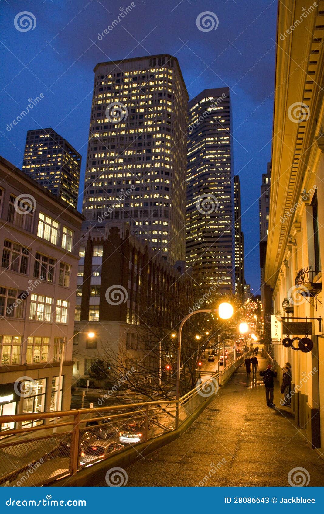 Seattle city at night editorial stock photo. Image of relaxation - 28086643