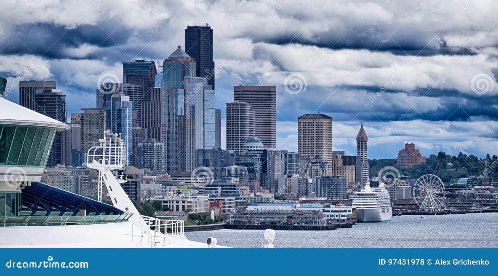 Seattle City Skyline from Pier 91 Editorial Stock Photo - Image of ...