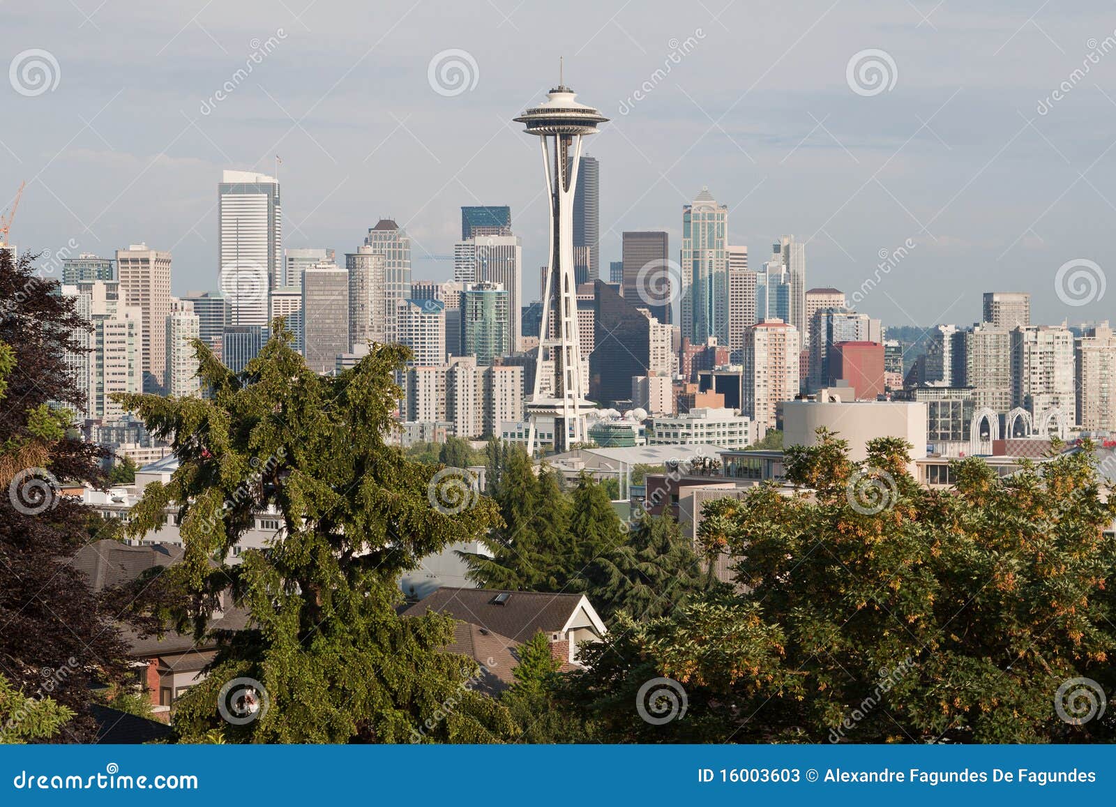 Seattle Cityscape editorial stock photo. Image of tower - 16003603