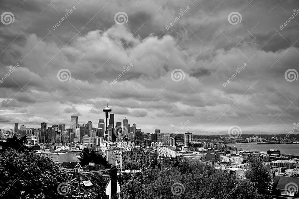 Seattle cityscape stock image. Image of overcast, clouds - 16357835