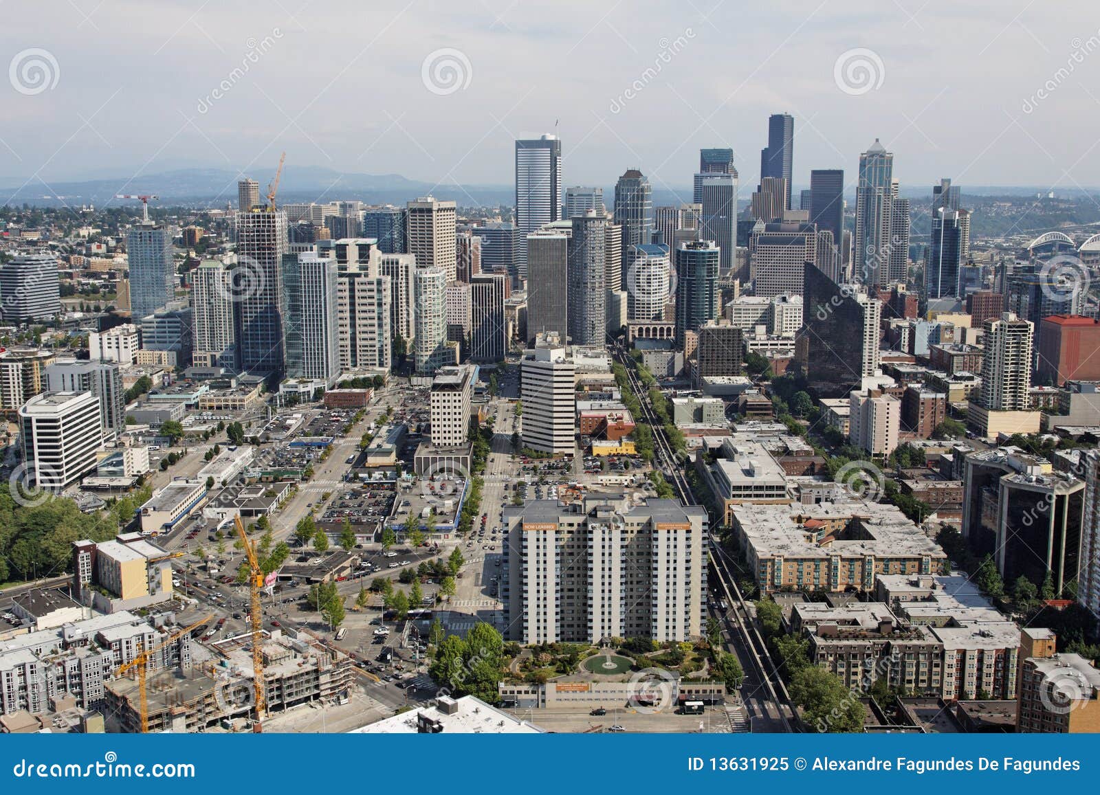 Seattle Downtown Cityscape editorial image. Image of state - 13631925
