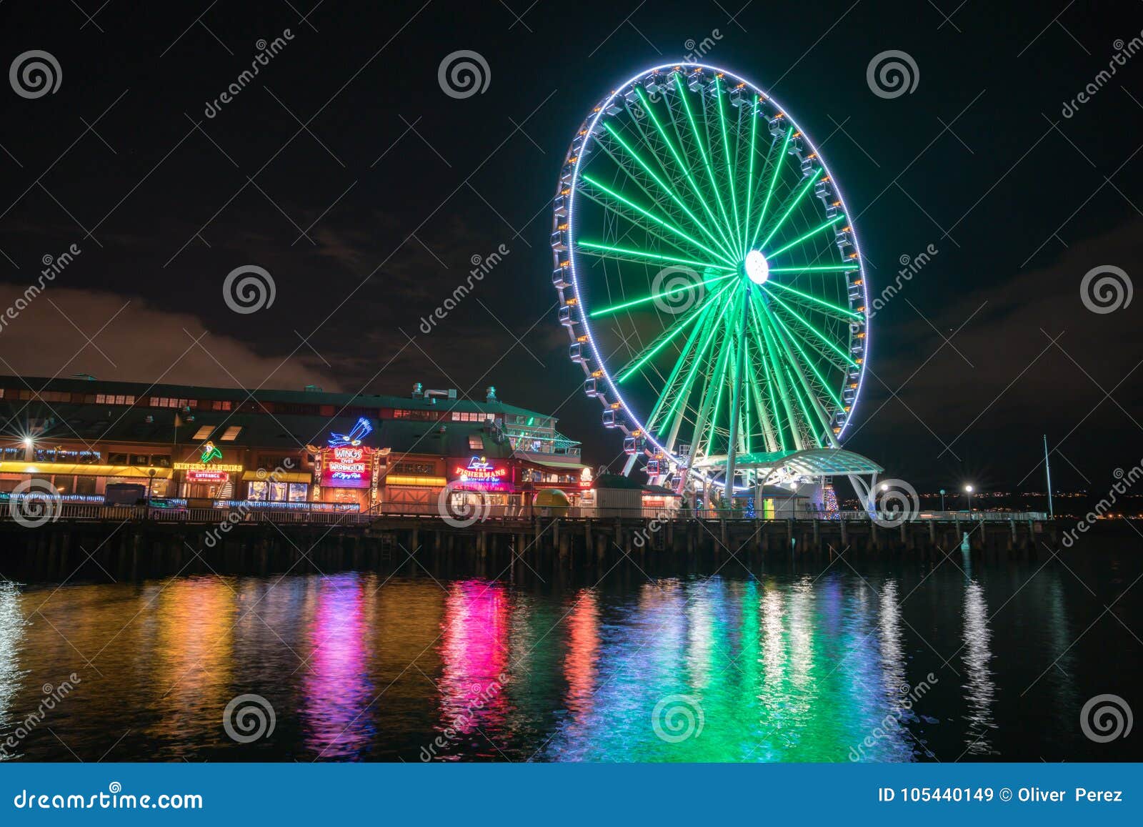 Seattle Great Wheel at Night Editorial Stock Image - Image of marina ...