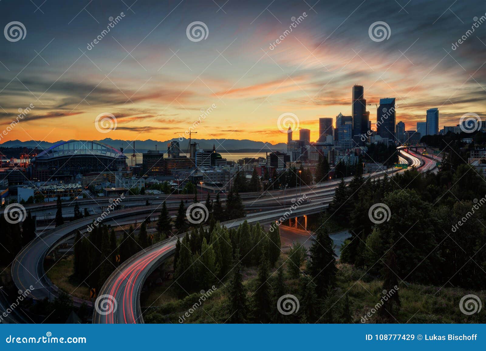 Seattle Highway Sunset editorial stock image. Image of modern - 108777429